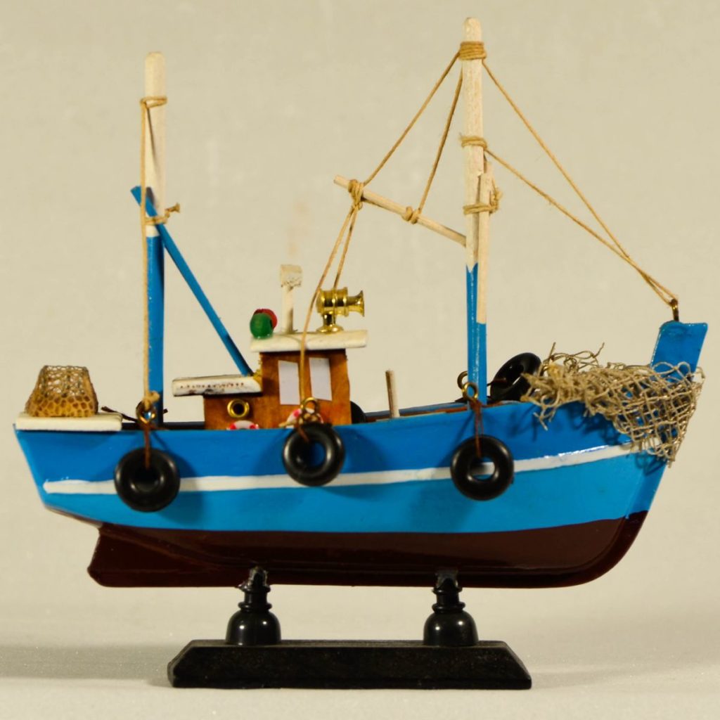 Caïque fishing boat c30 - Shop online at Santorini.net | E-shop